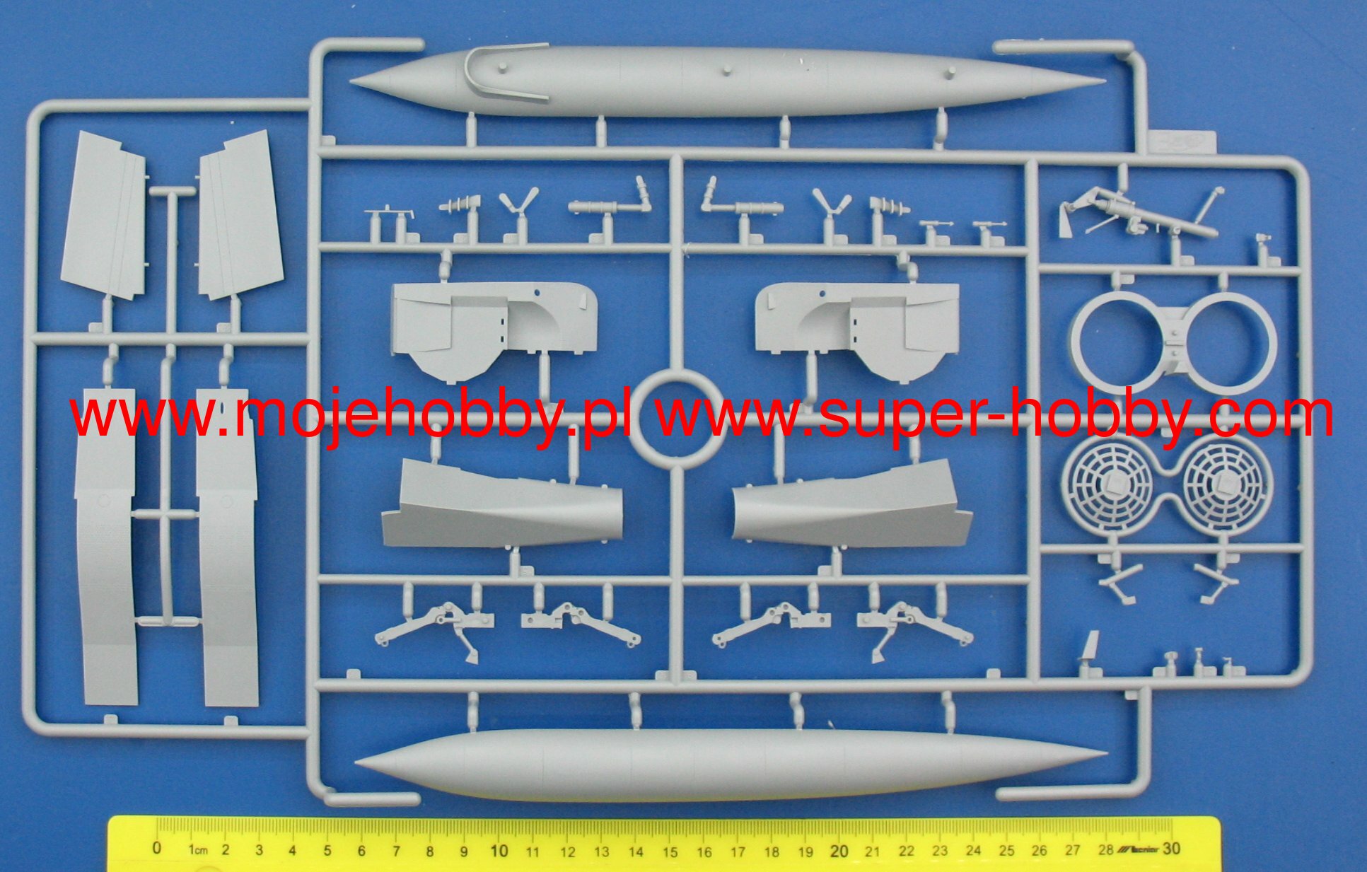 MiG-25 BM, Soviet Strike Aircraft ICM 48905