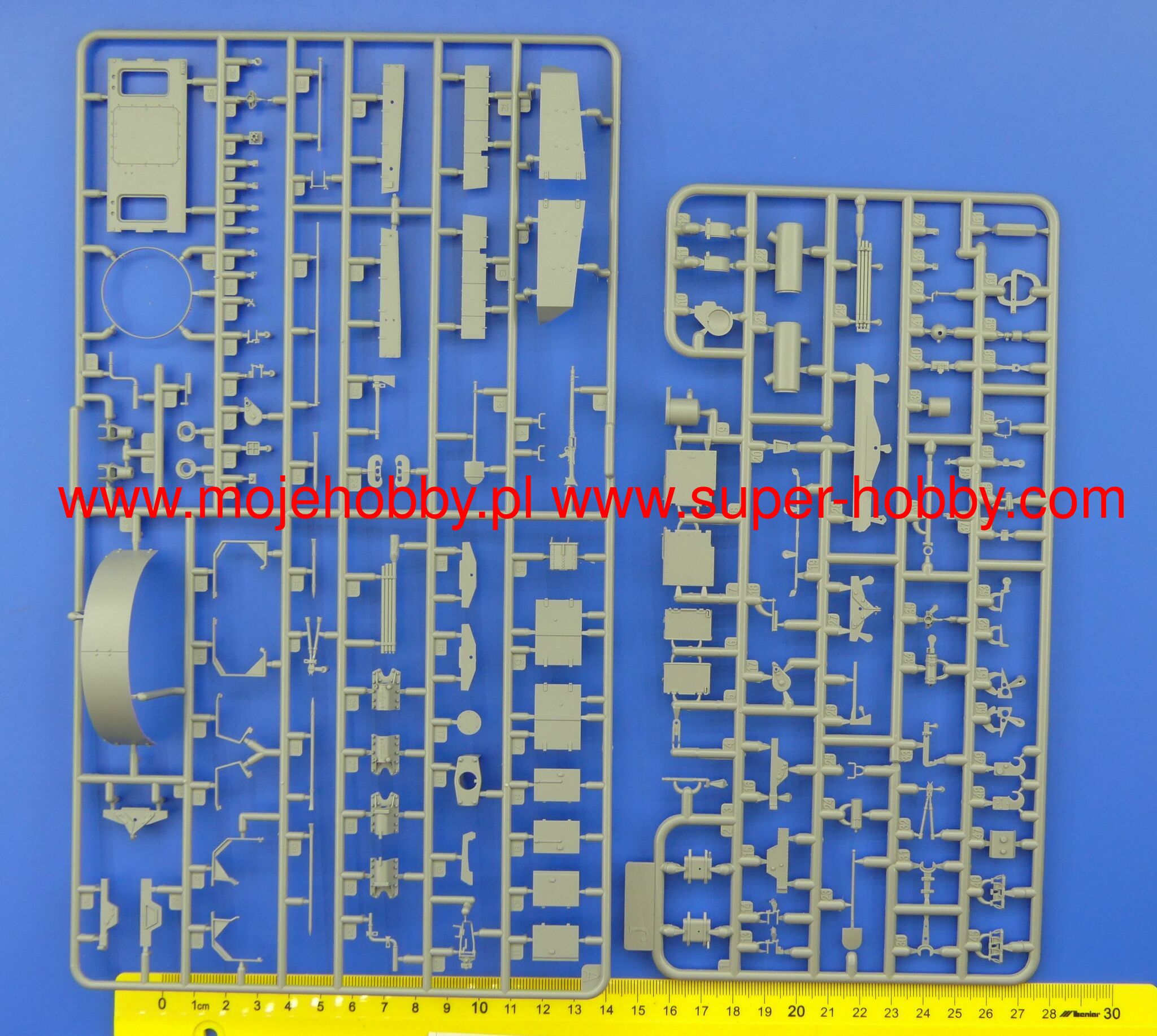 Möbelwagen 3.7cm Flak Auf Fgst Pz.Kpfw.IV[Sf] Border Model -BT007