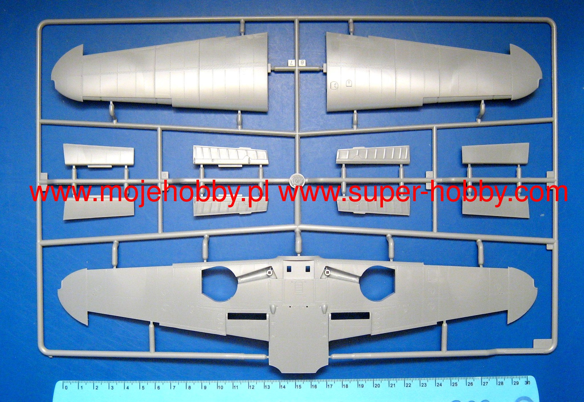 Messerschmitt Bf 109F-4/Trop Trumpeter 02293