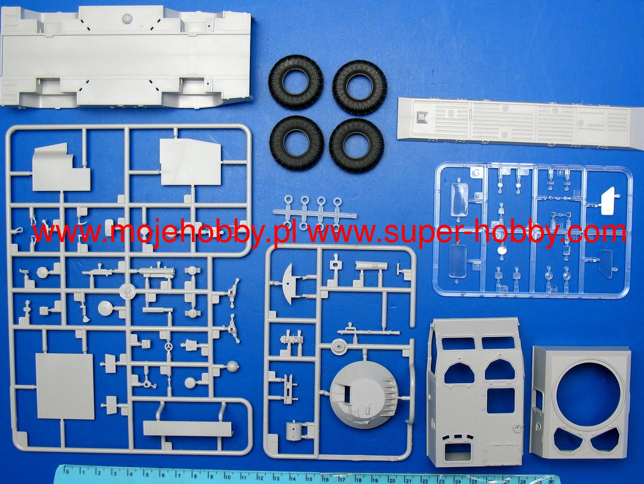 Russian GAZ 39371 Trumpeter 05594