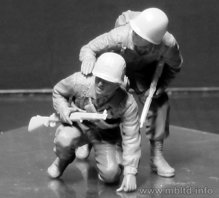 US and German Paratroopers (South Europe, 1944) Master Box 35157